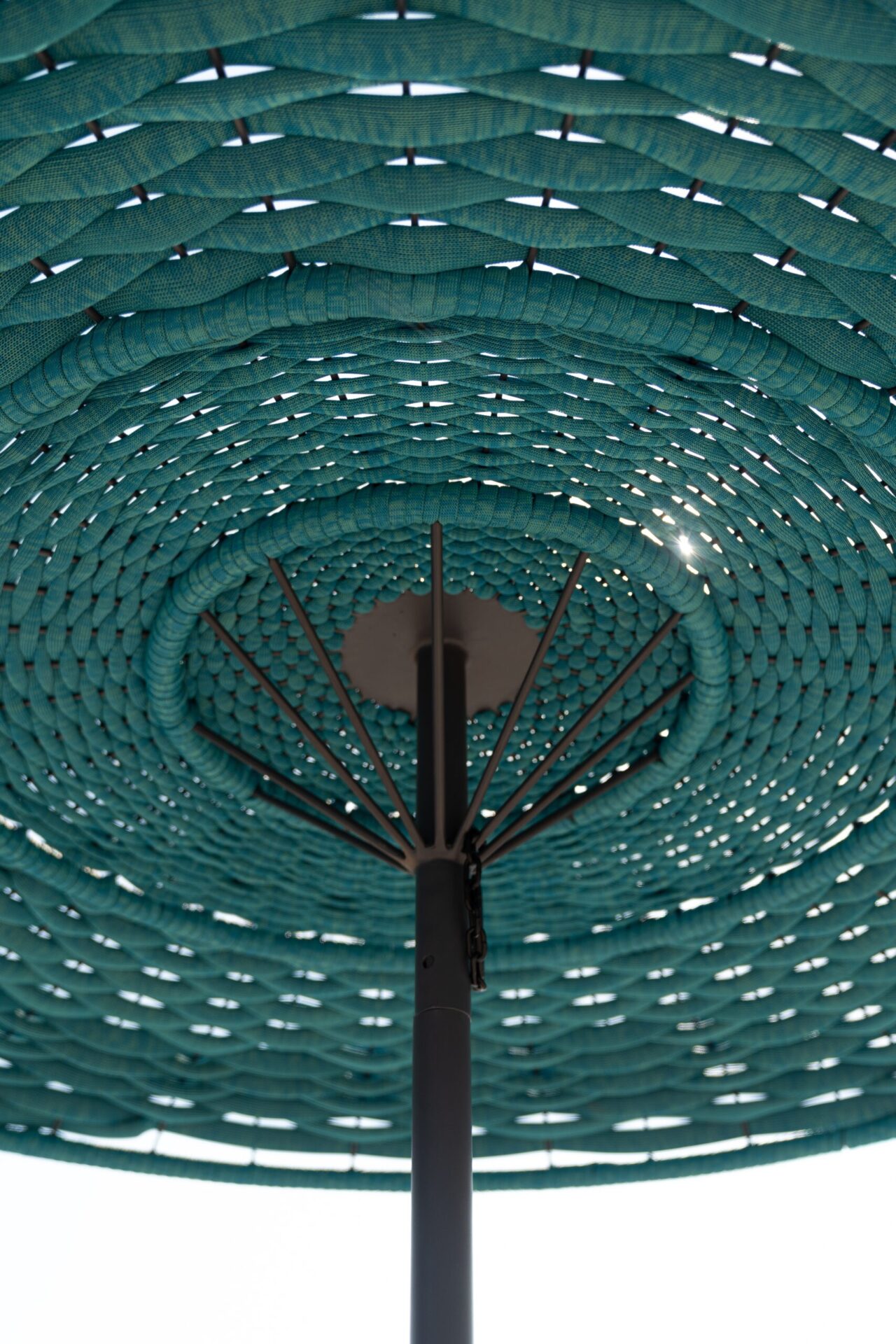 Clam Parasol - Cassa Designs